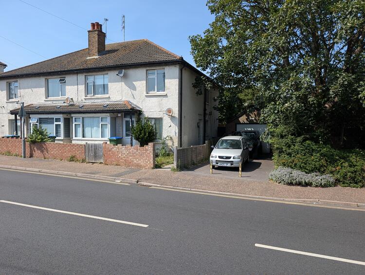 131 Longford Road, Bognor Regis PO21 1AE