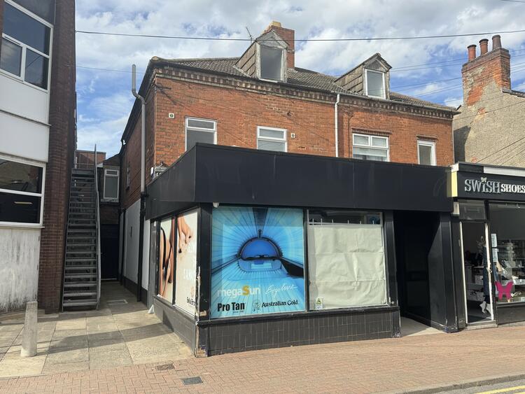 25 Grosvenor Road, Ripley DE5 3JE