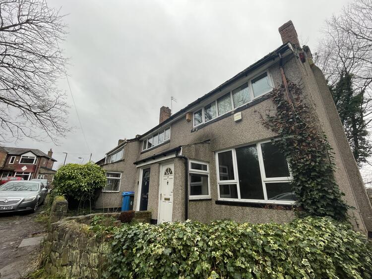 2 Alkrington Hall Road North, Middleton, Manchester, Greater Manchester ...